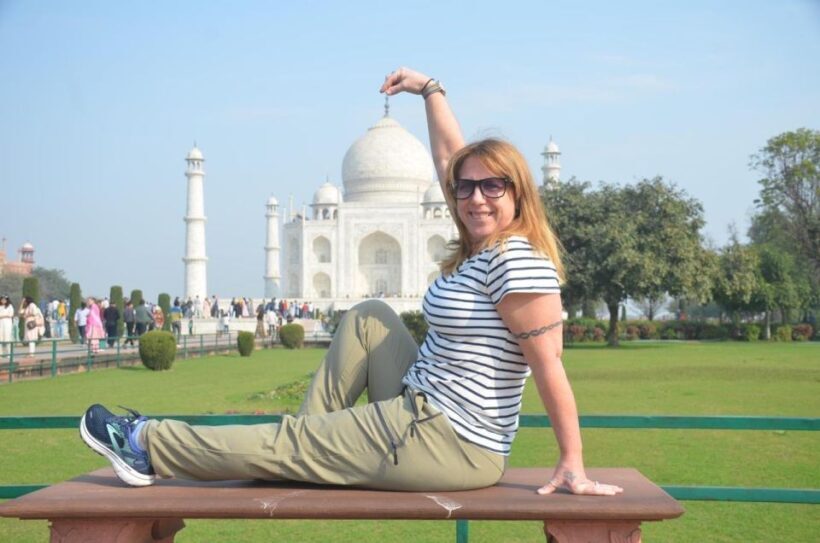 Agra:Taj Mahal Skip-The-Line Guided Tour with Breakfast - Key Points