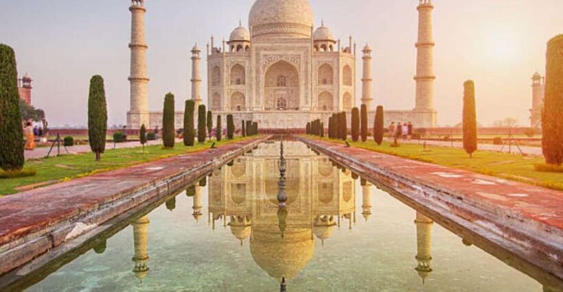 Agra:TajMahal & Agra fort at Sunrise - Key Points