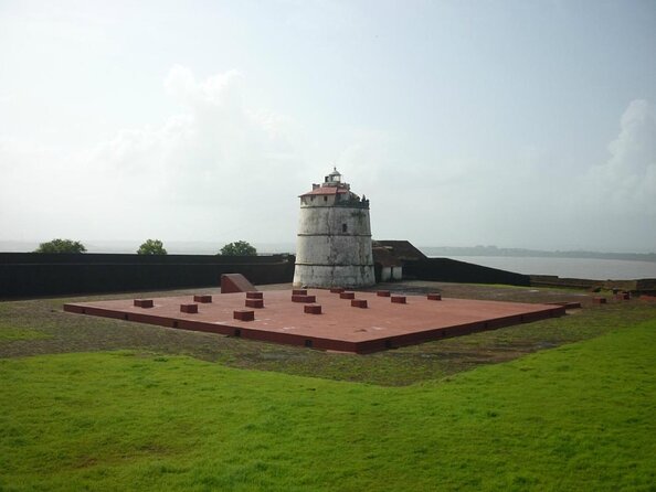 Aguada Hill Cycling Tour from Nerul - Key Points