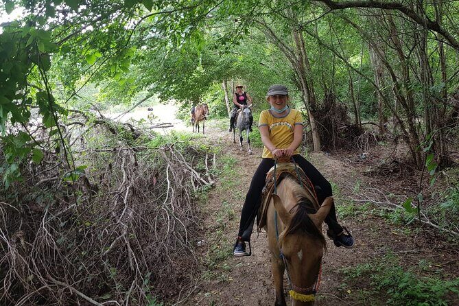 Aguas Termales a Caballo - Key Points