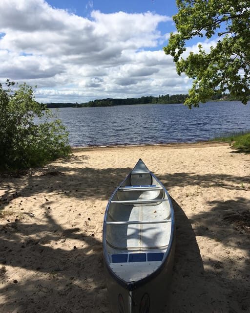 Agunnaryd: Canoe Rental with Life Jackets and Paddles - Exploring the Lake of Agunnaryd in Sweden