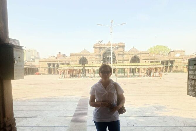 Ahmedabad to Indore Architecture & Temple Tour - A Deep Dive into the Experience