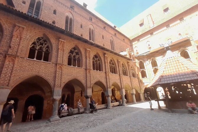 Aiport Gdansk Transfer to Malbork Castle or Stutthof - Exploring the Journey: What You Can Expect