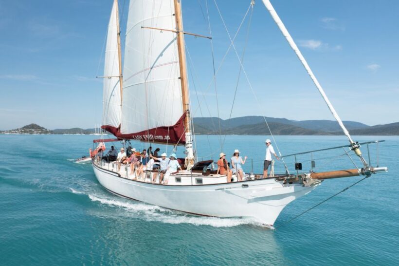 Airlie Beach: Adults-Only Whitehaven Beach Sailing Tour - Setting the Scene: What to Expect on This Sailing Adventure