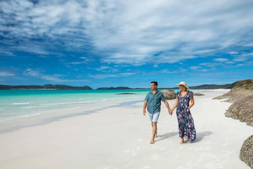 Airlie Beach: Adults-Only Whitehaven Beach Sailing Tour - Lunch on the Water