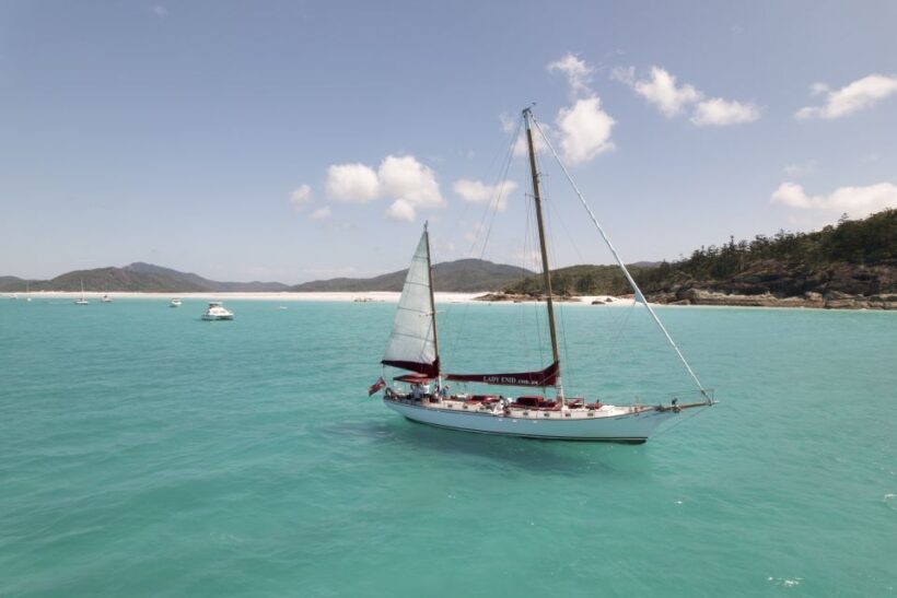 Airlie Beach: Adults-Only Whitehaven Beach Sailing Tour - Authentic Experiences & Authenticity