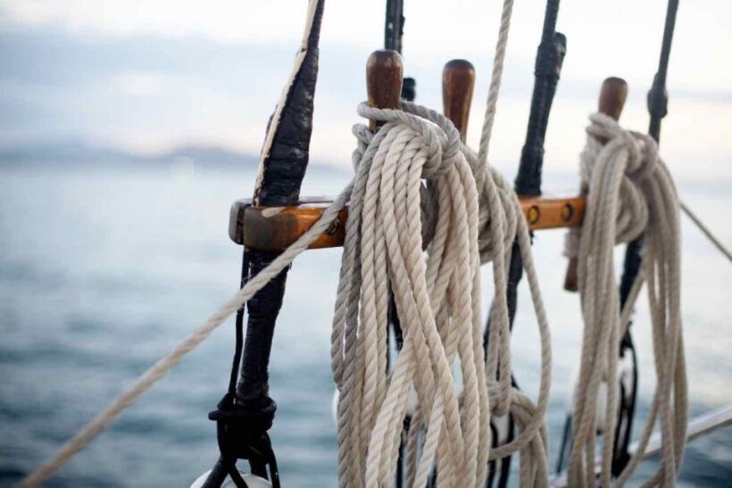 Airlie Beach: Providence Whitsundays Tallship Sunset Sail - Key Points