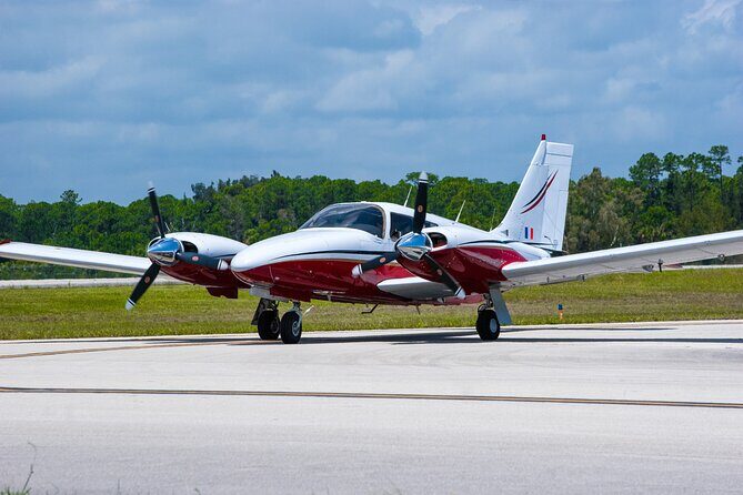 Airplane Transfer between Ratmalana Airport (RML) and Weerawila Airport (WRZ) - Who Will Love This Tour?