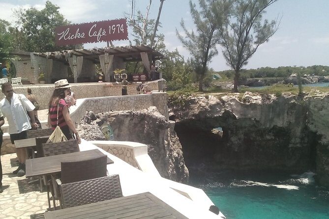 Airport Limousine Transfers Montego Bay Limo Service (Private ) - What the Reviews Say