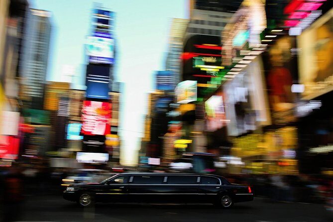 Airport Luxe departure ride from NY Hotels by Stretch Limousine,Sedan or Minibus - Punctuality and Driver Professionalism