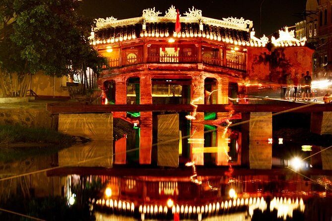 Airport pick up and transfer from Danang airport to Hoian - Transportation and Group Size