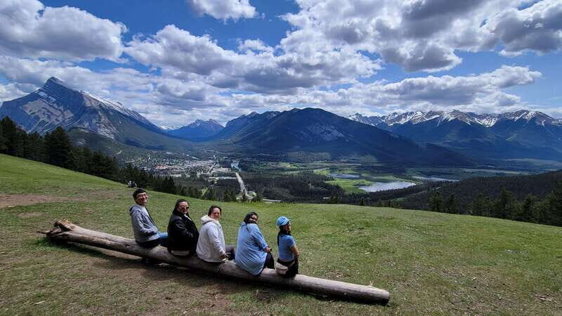 Airport Pickup & Private Tour from Calgary to The Rockies! - FAQ