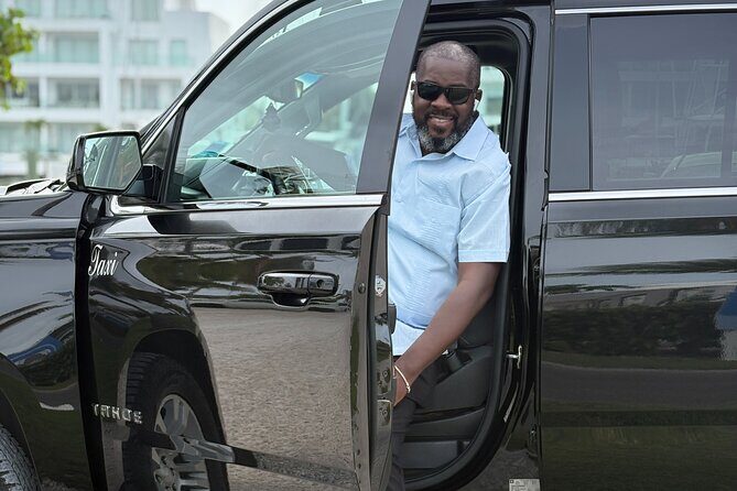 Airport Roundtrip Service to Atlantis Resort and Paradise Island - What to Expect: From the Airport to Paradise Island