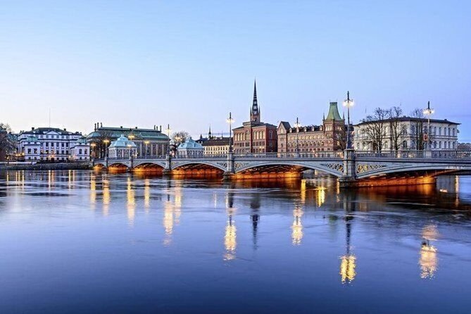 Airport Transfer: Airport ARN to Stockholm by Business Car - What Makes This Service Stand Out