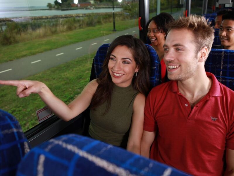 Airport transfer between Chicago O'Hare and Milwaukee - Key Points