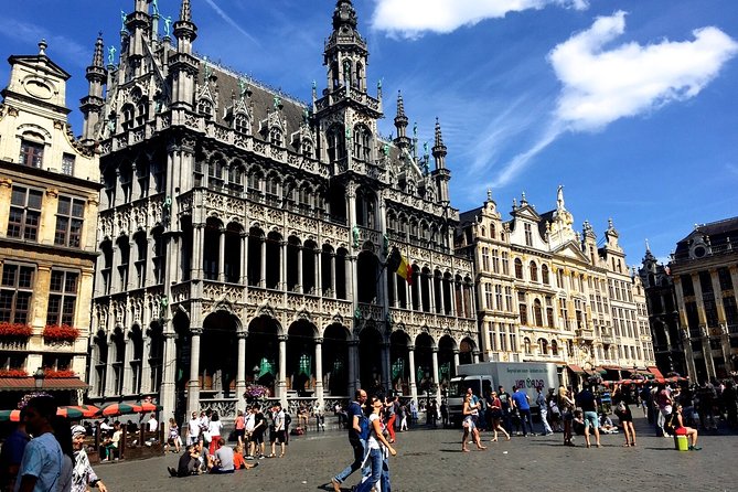 Airport Transfer: Brussels to Brussels Airport BRU by Luxury Van - The Sum Up