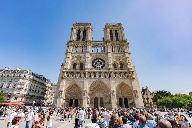 Airport Transfer: Paris Airport CDG to Paris City by Business Car - Booking Process and Pricing