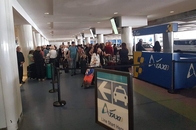 Airport Transfer to Cruise Ships, Hotels, Airbnb in San Juan - Your Smooth Arrival and Departure in San Juan