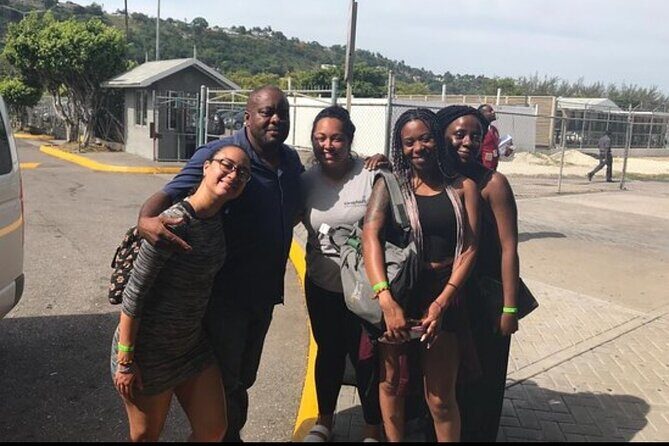 Airport Transfer to Ocho Rios Hotels (Round-Trip) - Who Should Consider This Transfer?