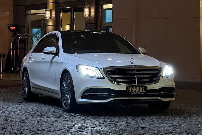 Airport Transfers - Chauffeur Car & Limo Services of Melbourne - Why Choose This Airport Transfer in Melbourne?