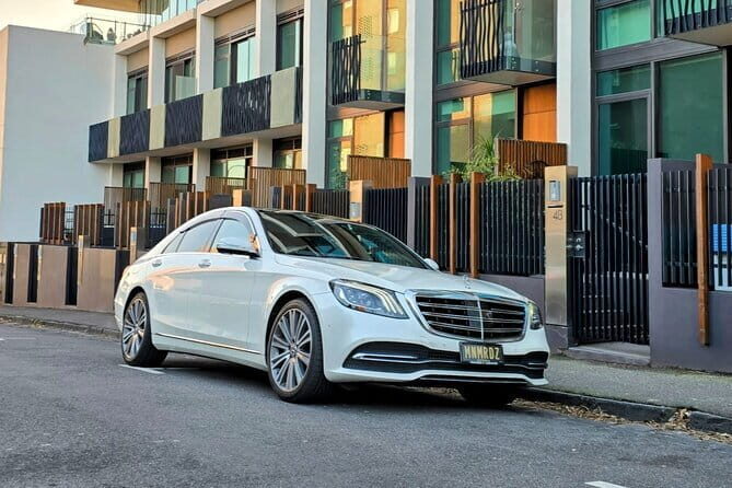 Airport Transfers - Chauffeur Car & Limo Services of Melbourne - The Fleet and Vehicle Comfort