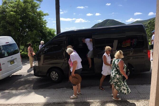 Airport Transfers to All Antigua Resorts - A Closer Look at the Antigua Airport Transfer Experience