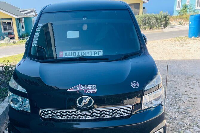 Airport Transfers to Montego Bay Negril and Ochi Hotels - Key Points