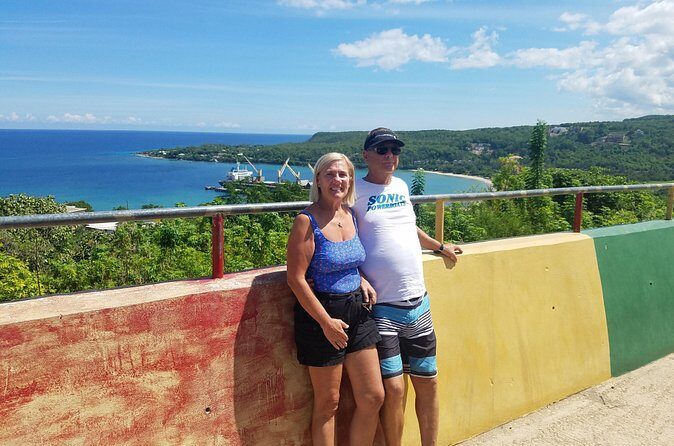 Airport Transfers to Runaway Bay Hotels (MBJ) - Who Should Consider This Service?