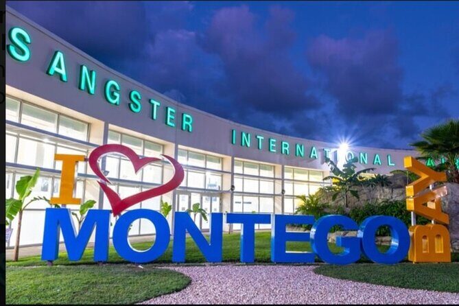 Airport transportation Hotel from Kingston to Montego Bay - The Details of the Experience
