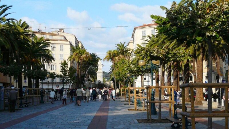 Ajaccio: Private Walking City Tour - Starting Point: Hôtel de Ville