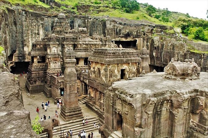 Ajanta And Ellora Caves From Mumbai By Private Car 3D/2N With 3* Accommodation - First Day: Mumbai to Aurangabad