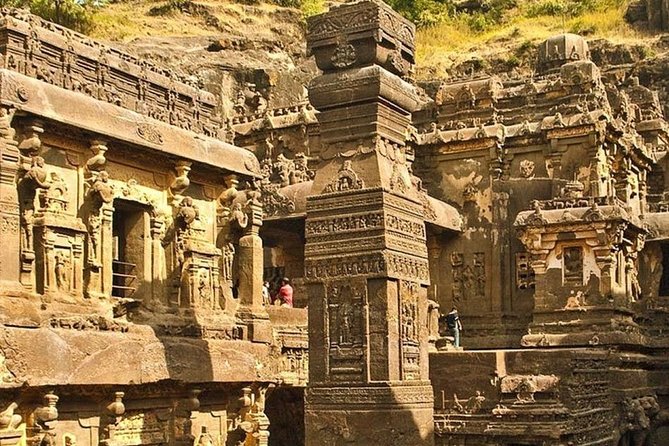 Ajanta And Ellora Caves From Mumbai By Private Car 3D/2N With 3* Accommodation - Transportation and Comfort