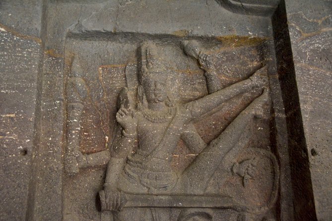 Ajanta & Ellora Caves, Aurangabad and Lonar Meteor Lake, 6 days from Mumbai - FAQ