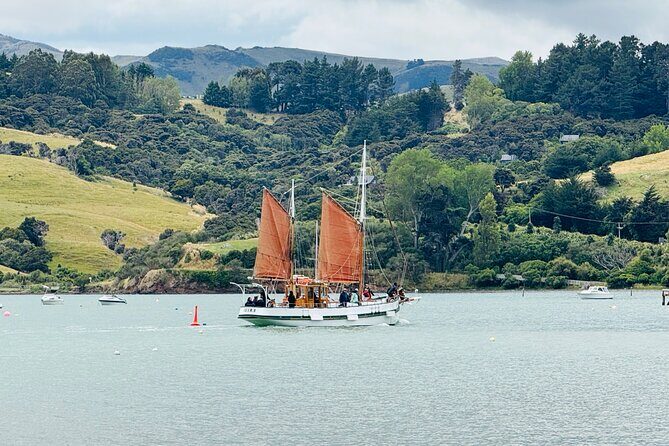 Akaroa Private Group Day Trip from Christchurch - FAQ
