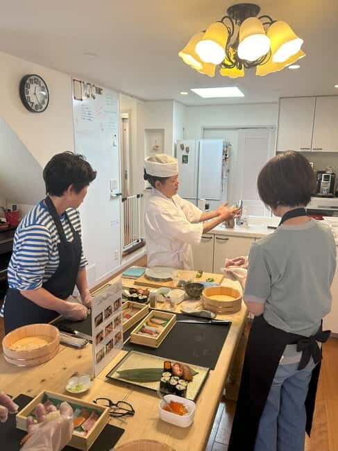 AKEMI's SUSHiKiTCHEN: A fun sushi cooking lesson in Tokyo - Who Will Love This Experience?