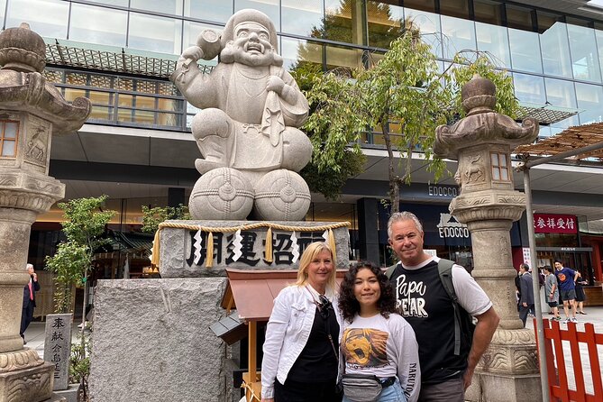 Akihabara Family Fun Private Guide to Anime, Food, and Games - Unravel the Mysteries of the Akihabara Shrine