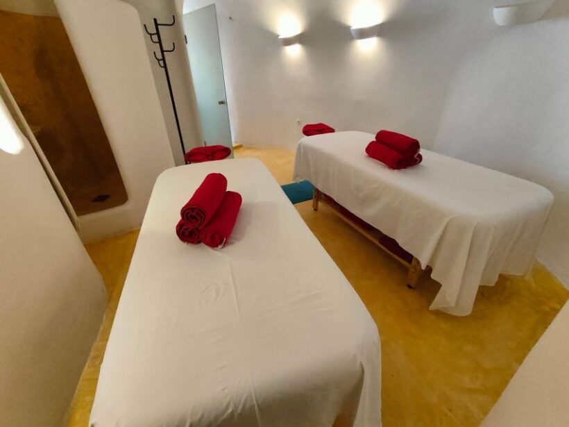 Akrotiri: Aromatherapy Couples Massage - Practical Information & Tips