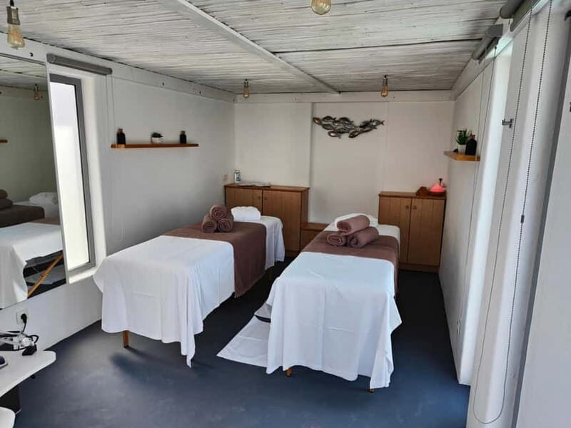 Akrotiri: Aromatherapy Couples Massage - Frequently Asked Questions