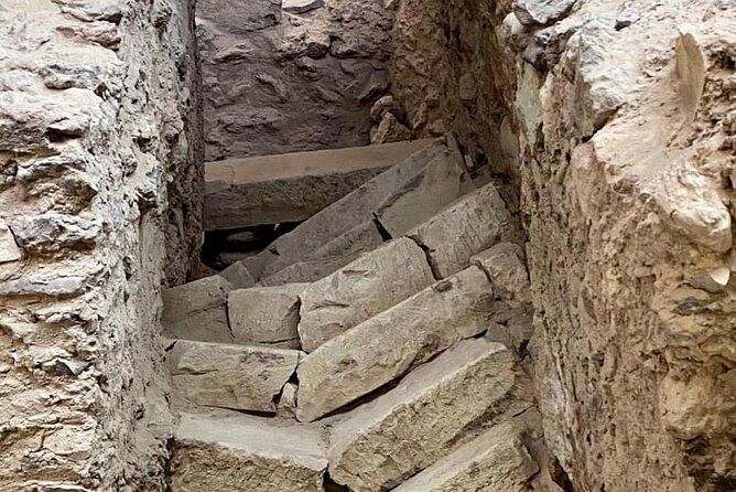 Akrotiri Private Tour, Bu Licensed Guide , With Transfer - Minoan Society and Culture