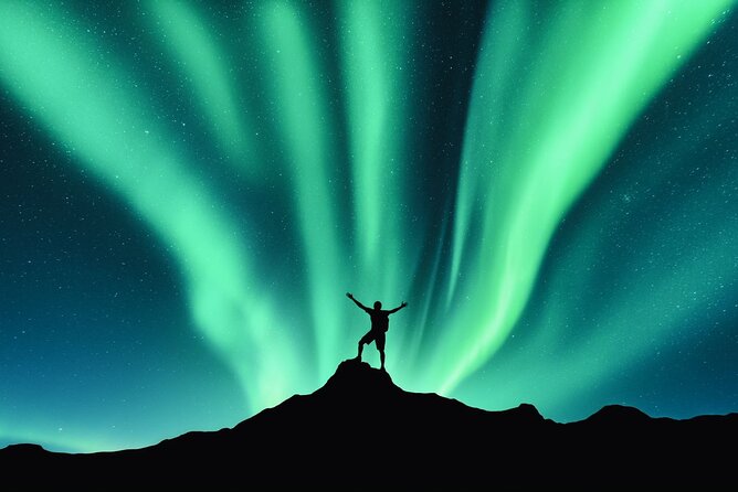 Akureyri Northern Light Tour - Authentic Experiences and Review Highlights