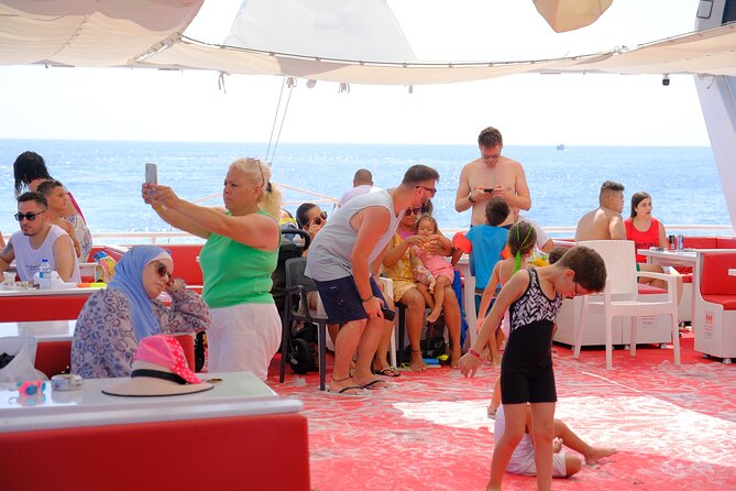 Alanya Boat Trip W/Unlimited Drinks & Lunch Review - Dining and Refreshments