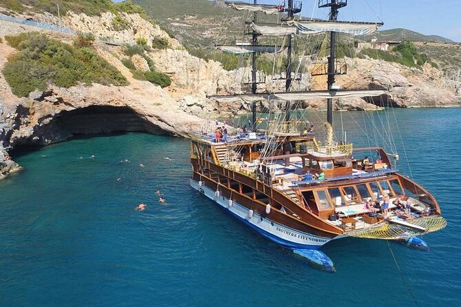 Alanya Catamaran Boat with Swimming and Snorkelling Activity - Key Points