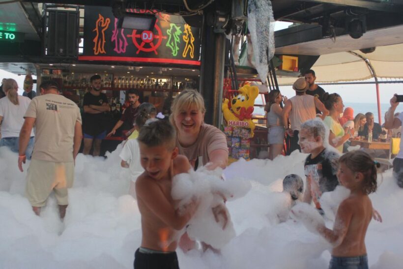 Alanya: Evening Jeep Tour with Sunset Boat Trip and Dinner - The Dimçay Dinner and Cultural Show