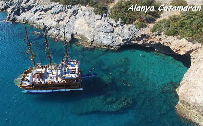 Alanya: Family-Friendly Catamaran Cruise with Castle Views - What the Reviews Say