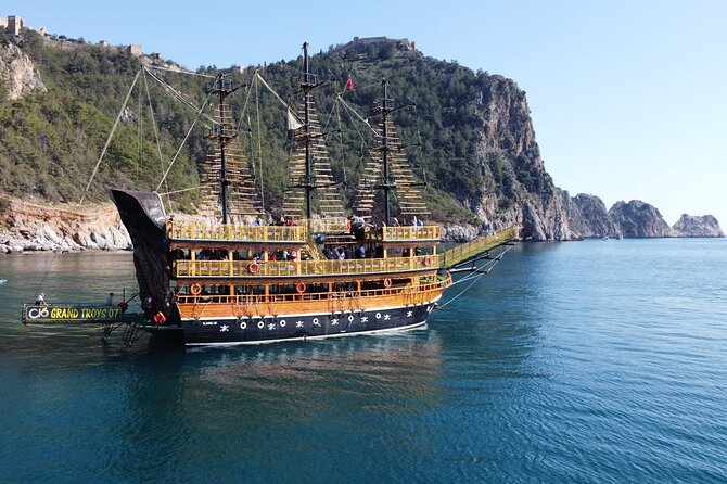 Alanya Grand Pirate Boat Tour With Lunch, Soft Drinks & Transfer - Accessibility and Participation