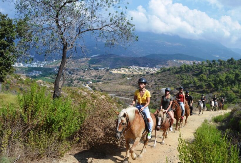 Alanya: Horse Riding Club Transfer Service - The Authentic Value