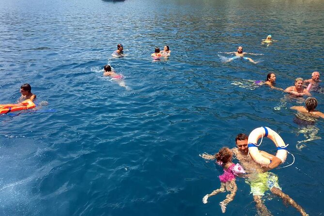 Alanya Pirate Boat Trip With Unlimited Drinks & Lunch - Additional Information for Travelers