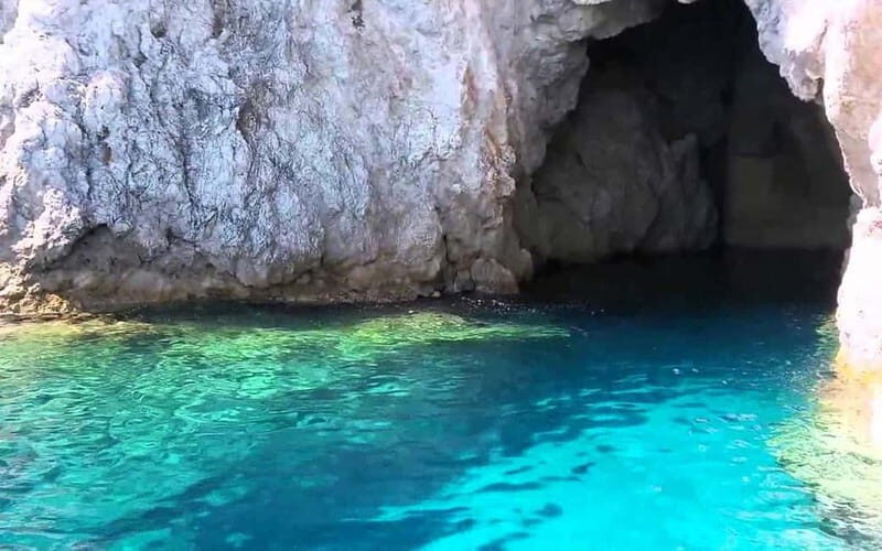 Alanya Pirate Cruise: Swim, Lunch & Unlimited Soft +Transfer - The Onboard Turkish Lunch and Drinks