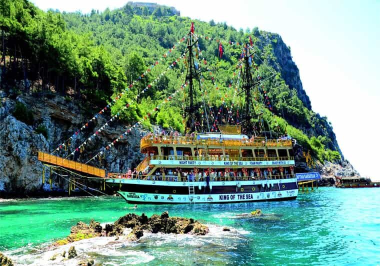 Alanya: Pirates Boat Trip with Lunch and Hotel Pickup - Who This Tour Is Best For
