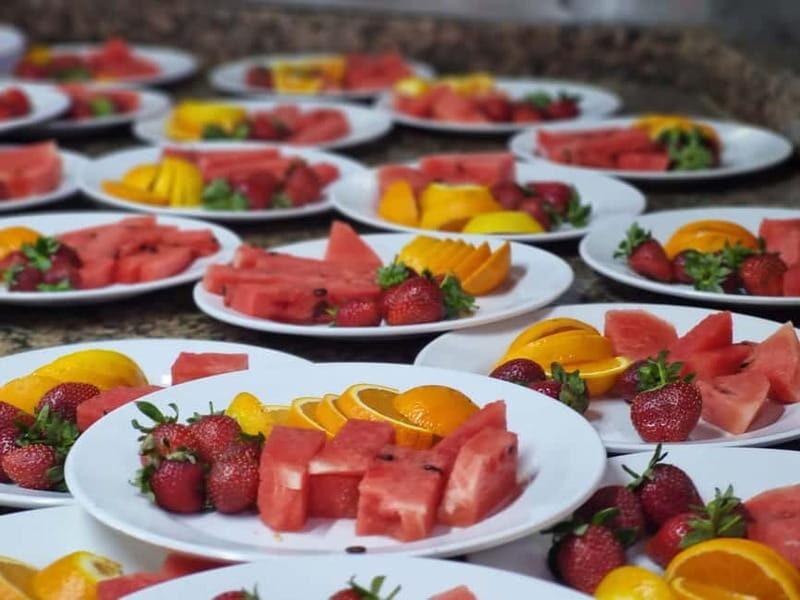 Alanya: Relax Boat Tour with Lunch & Unlimited Soft Drinks - The Sum Up